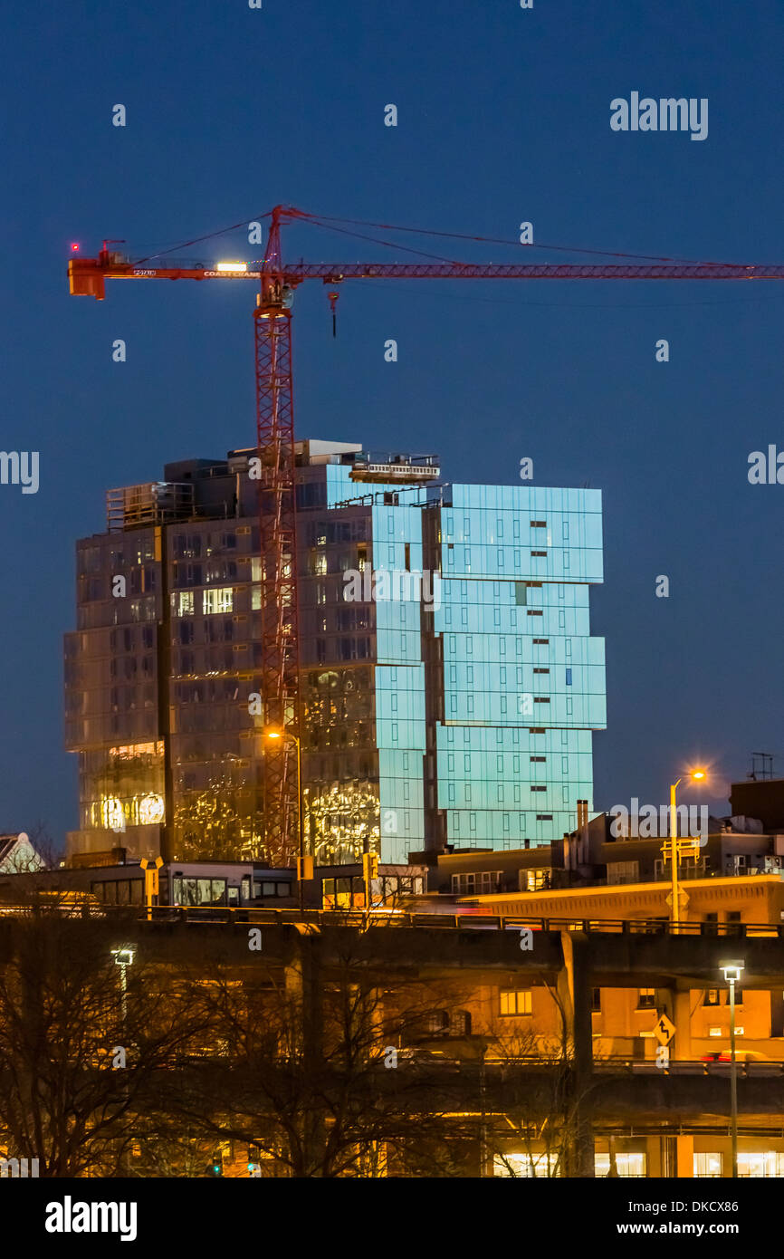 Stadium Place South Tower, a 25-story apartment building under ...