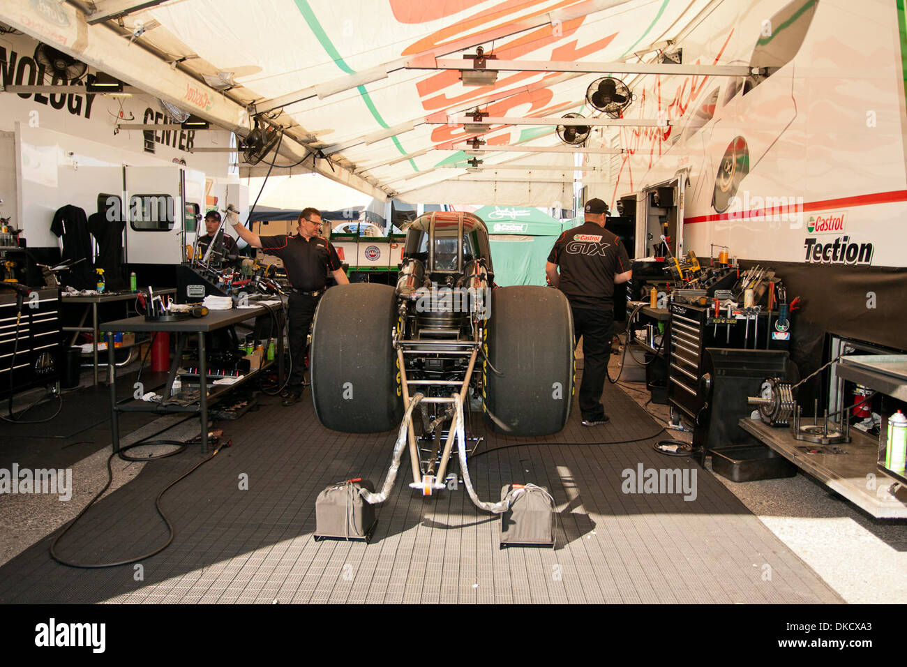 Castrol gtx racing hi-res stock photography and images - Alamy