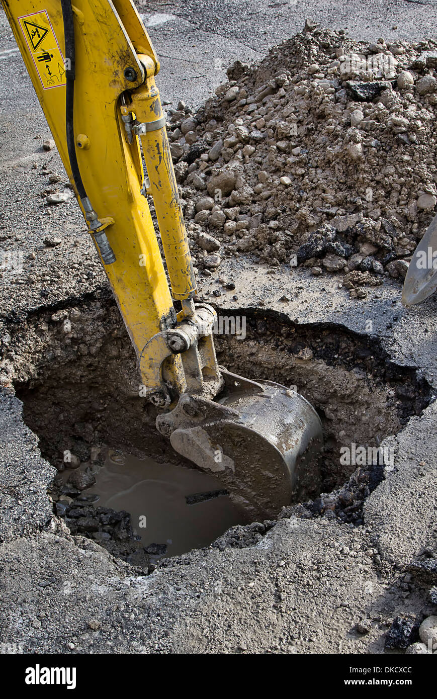 Excavate excavator hi-res stock photography and images - Alamy
