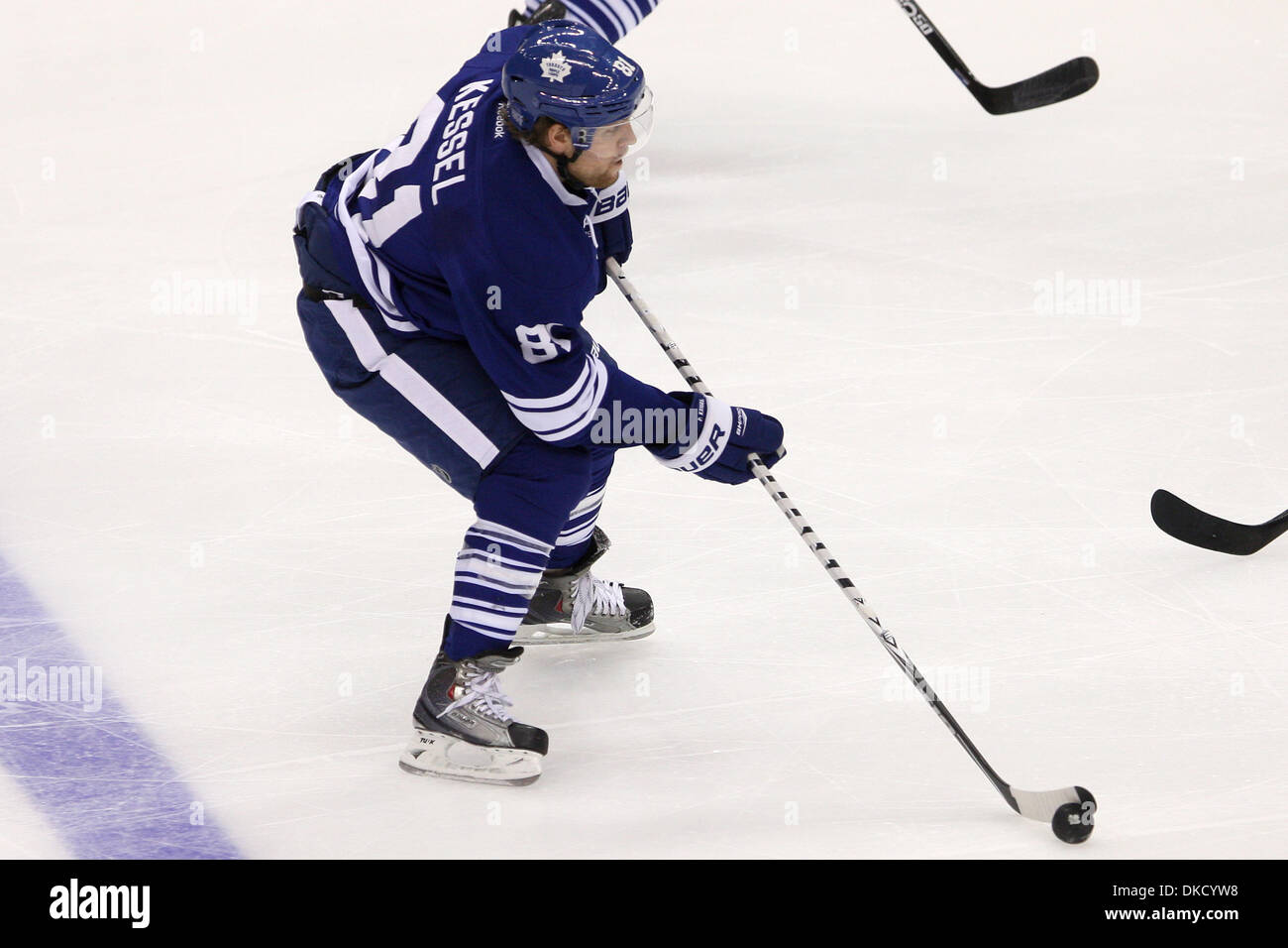 Toronto maple leafs pittsburgh penguins hi-res stock photography and ...