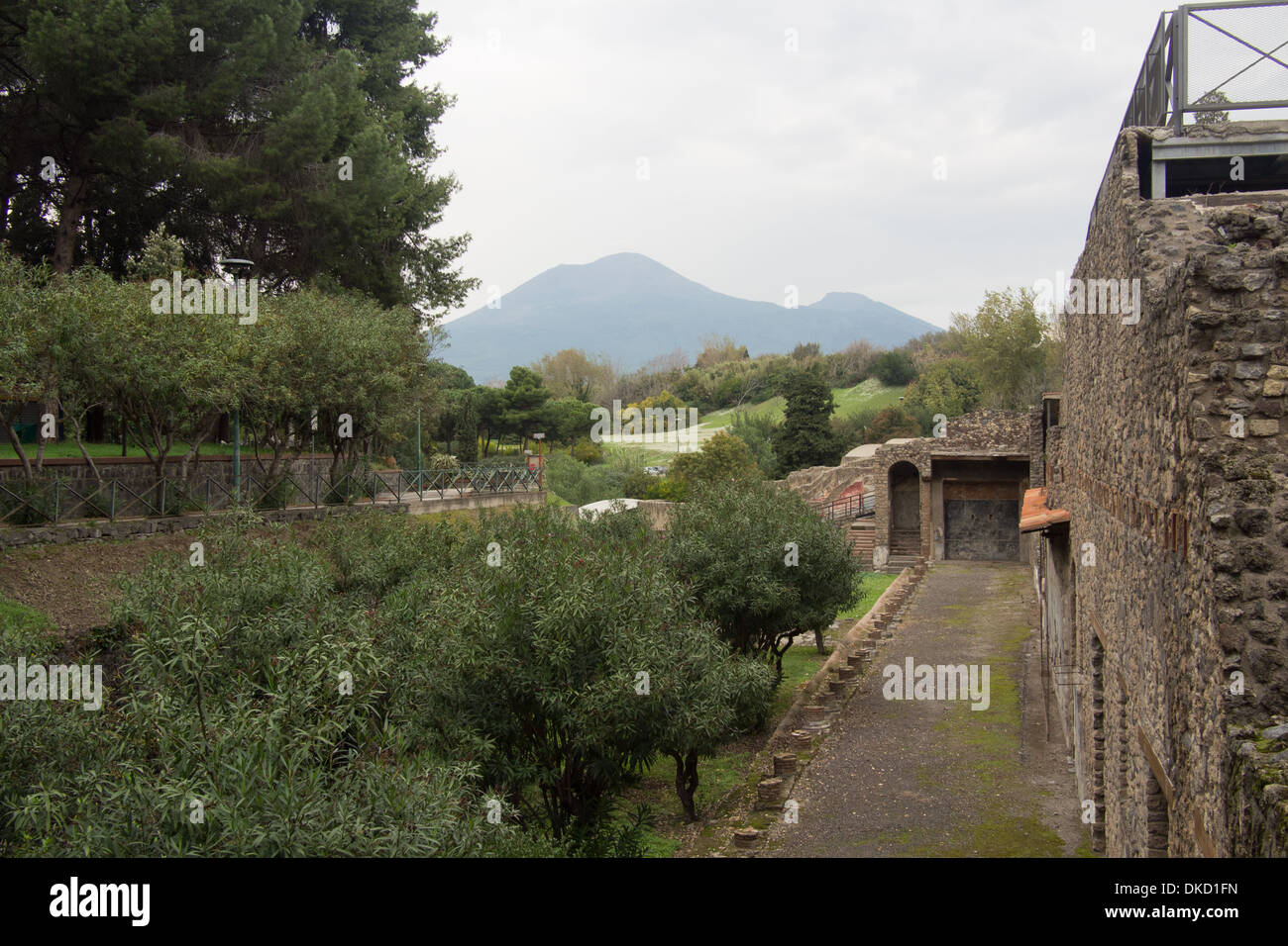 Mount vesuvius eruption hi-res stock photography and images - Alamy