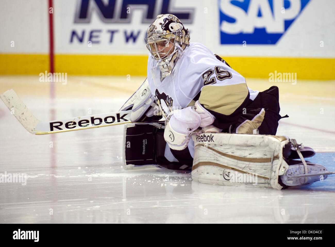 Marc andre fleury shootout hi-res stock photography and images - Alamy