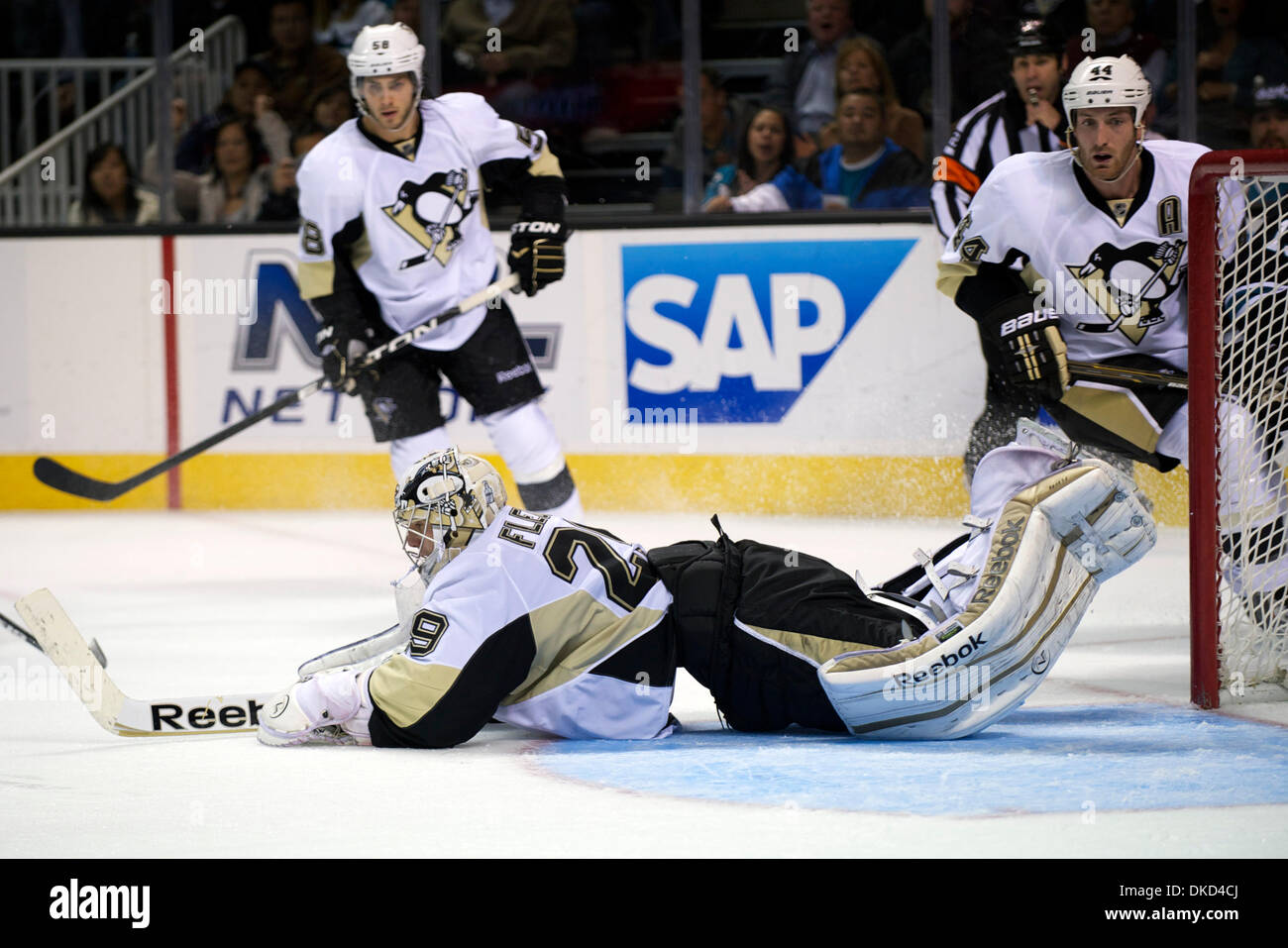 Marc andre fleury shootout hi-res stock photography and images - Alamy