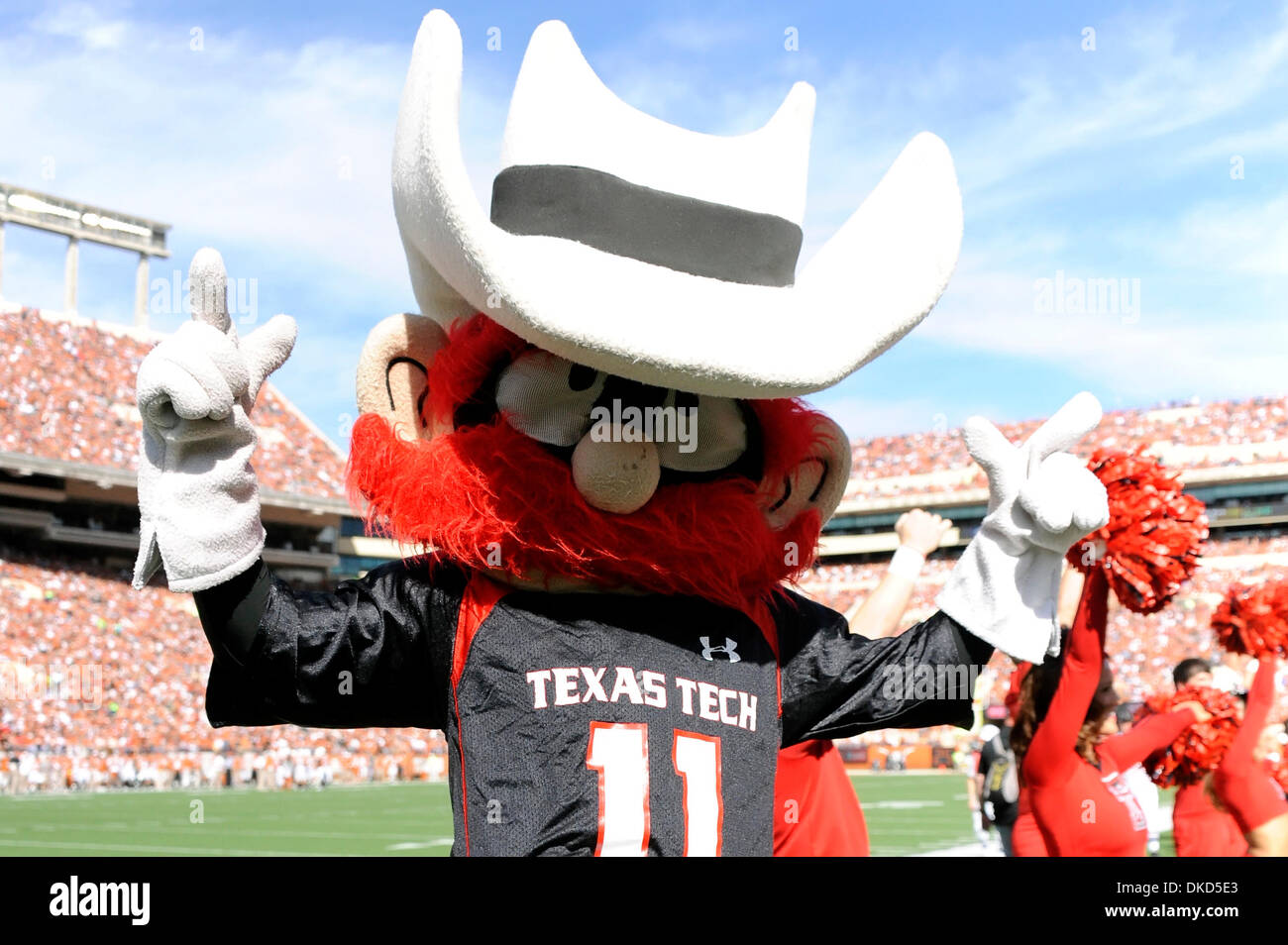 Nov. 5, 2011 - Austin, Texas, U.S - Texas Tech mascot Rowdy prior to ...