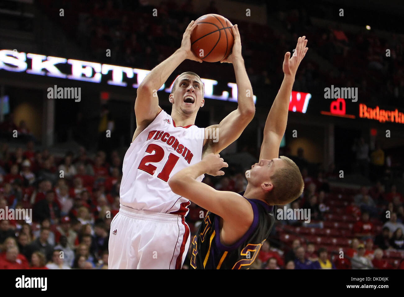 Nov. 5, 2011 - Madison, Wisconsin, U.S - Wisconsin guard Josh Gasser ...