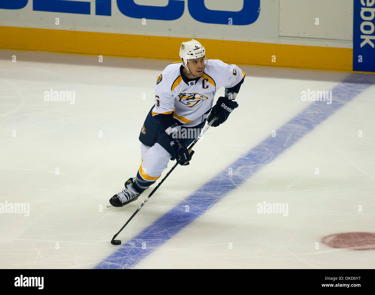 Nashville predators captain hi-res stock photography and images - Alamy