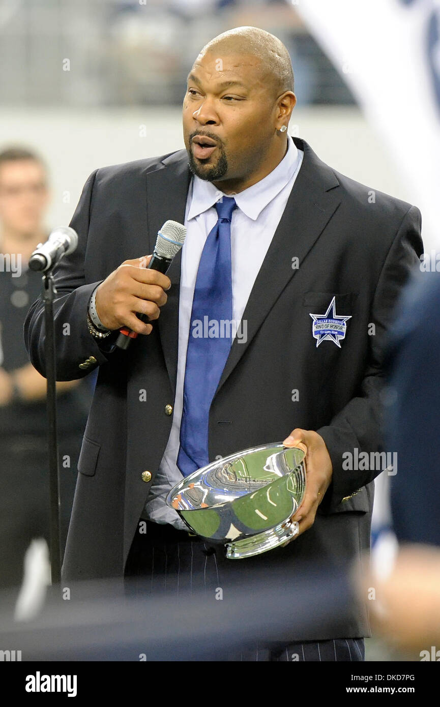 Larry allen cowboys hi-res stock photography and images - Alamy