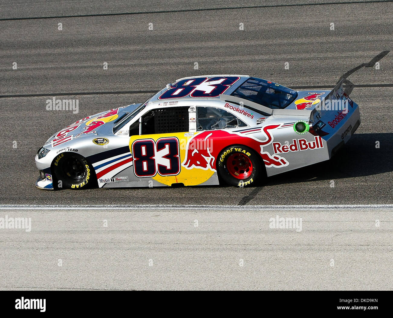 Driver brian vickers during nascar hi-res stock photography and images ...