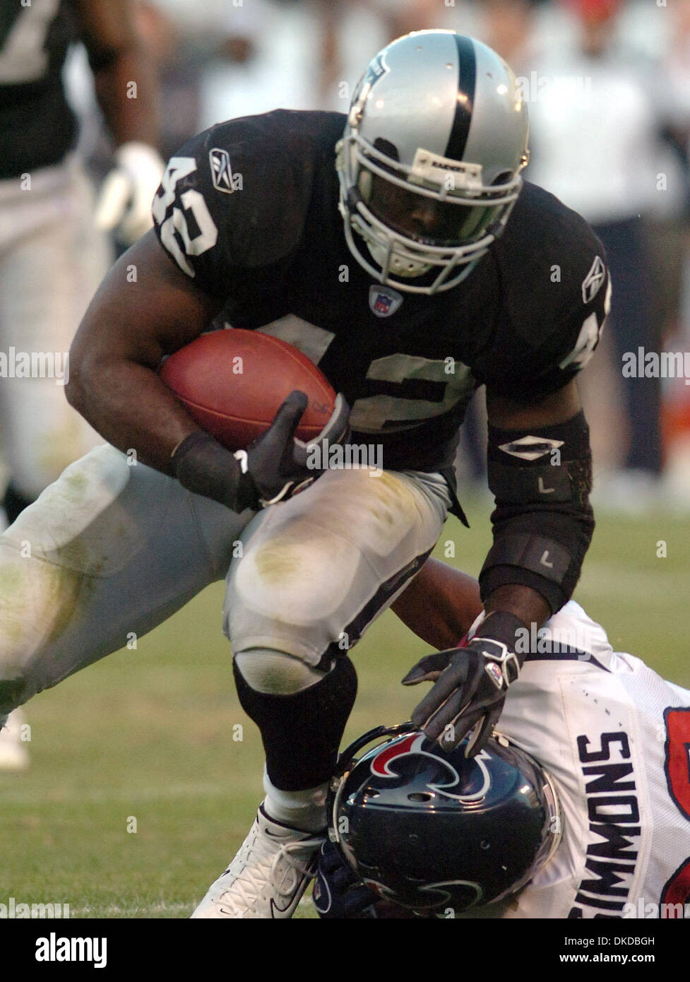 50 oakland raiders safety hi-res stock photography and images - Alamy