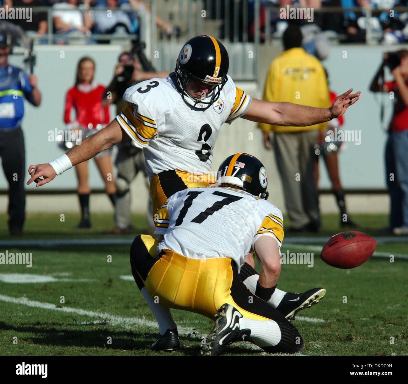 Kicker jeff reed 2006 hi-res stock photography and images - Alamy