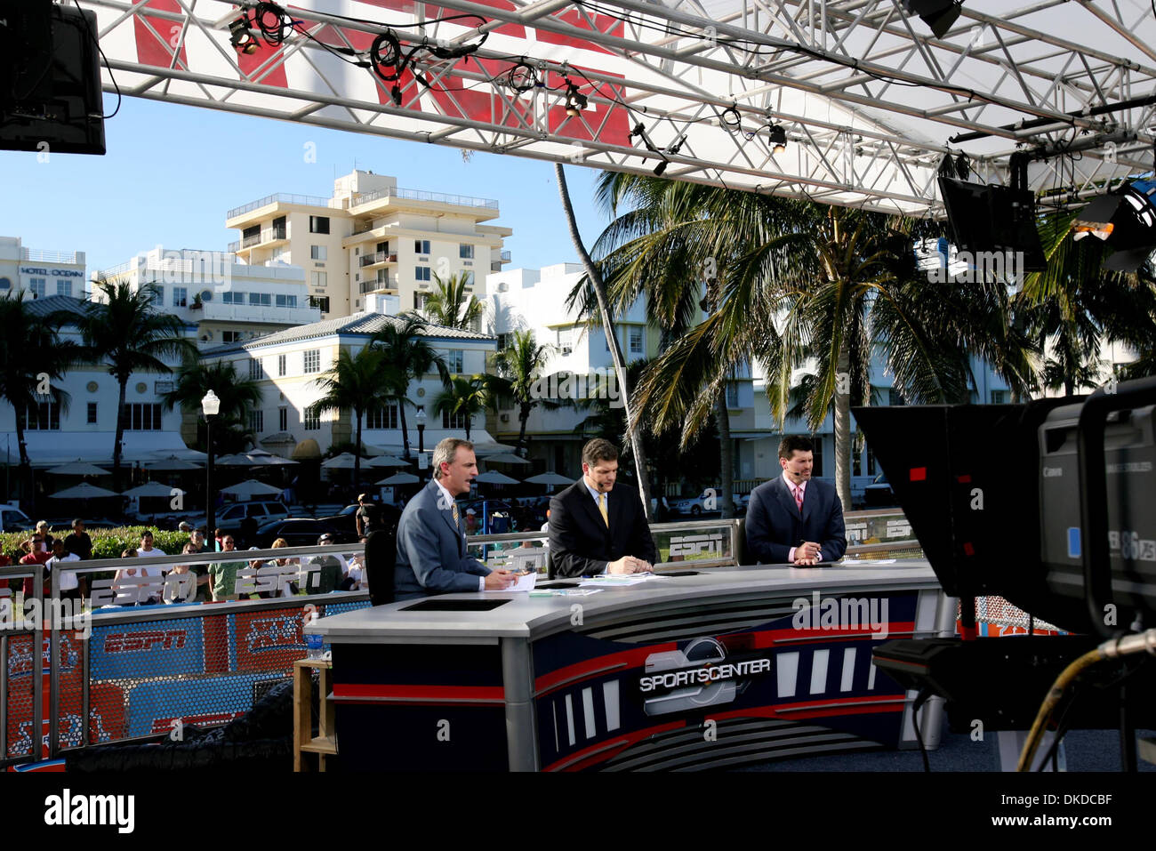 Sportscenter hi-res stock photography and images - Alamy