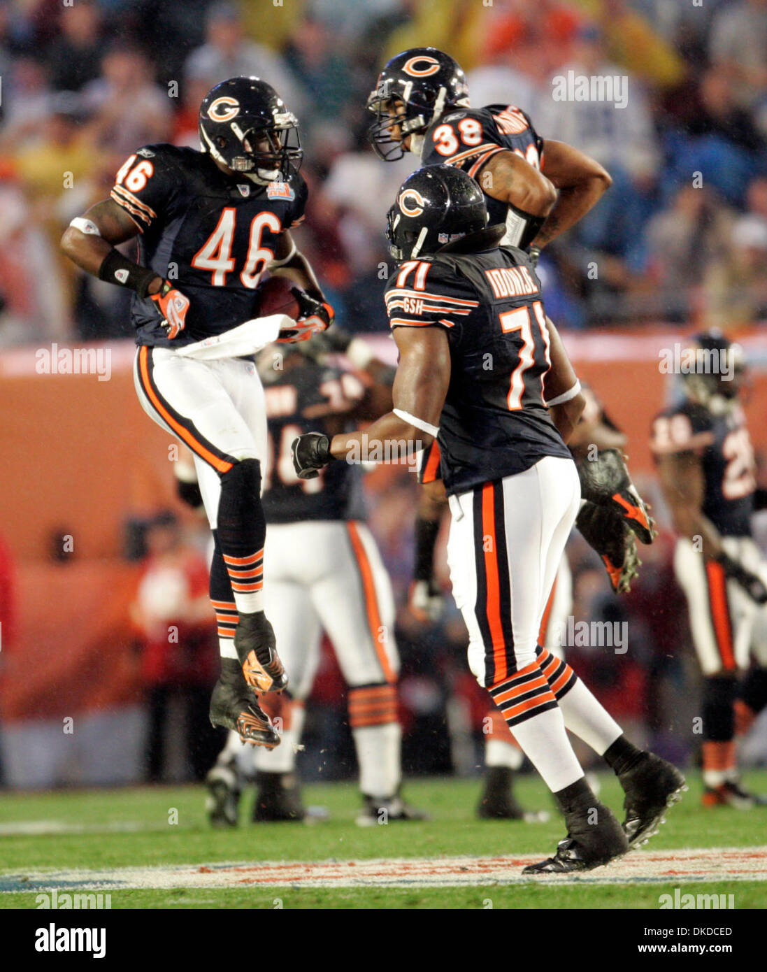 Feb 04, 2007 - Miami, Florida, USA - Bears #46 CHRIS HARRIS celebrates ...