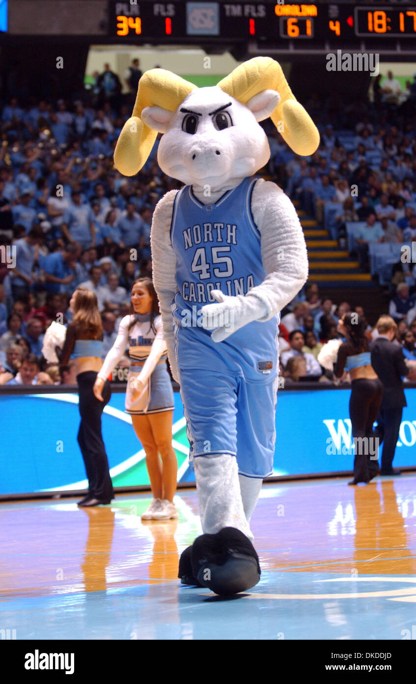 Bulldogs mascot hi-res stock photography and images - Alamy