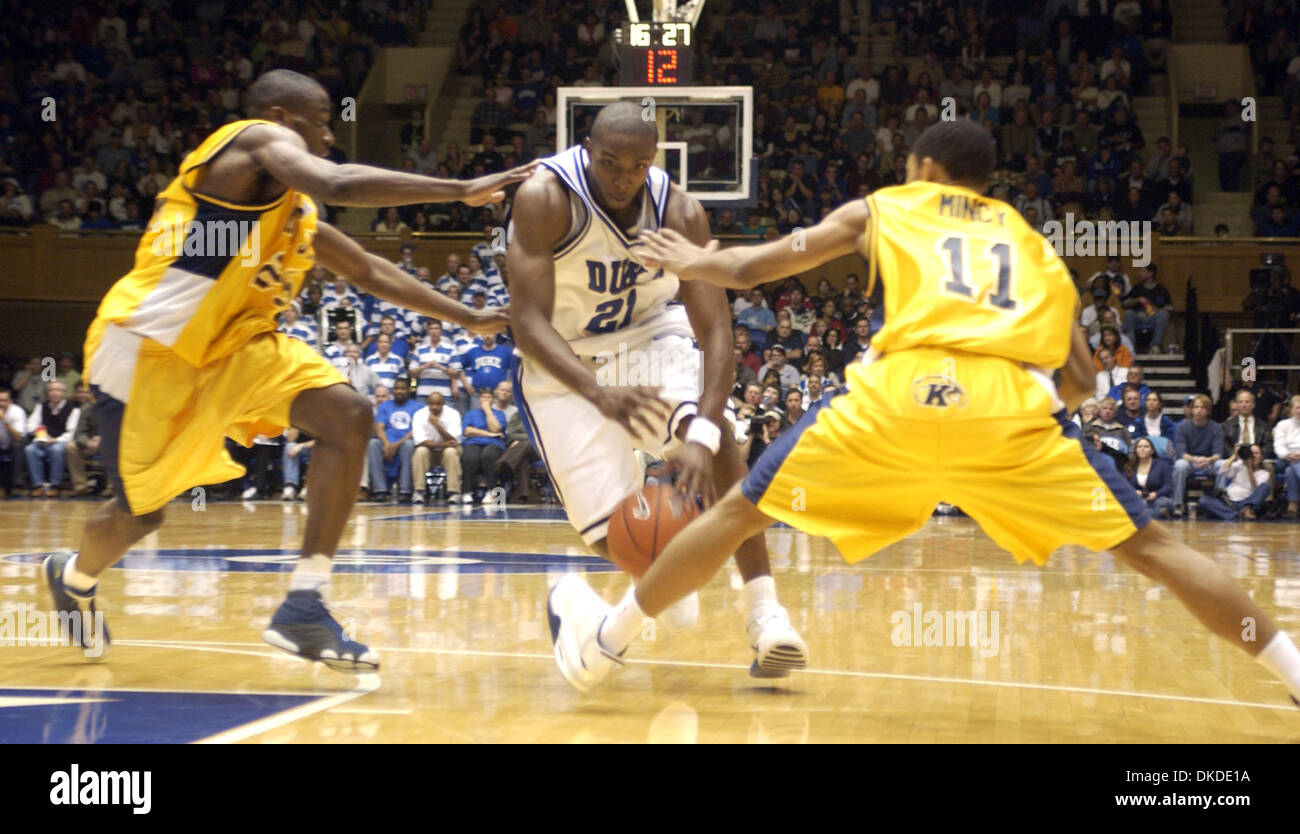 Dec 19, 2006; Durham, NC, USA; Duke Blue Devils DeMARCUS NELSON drives ...