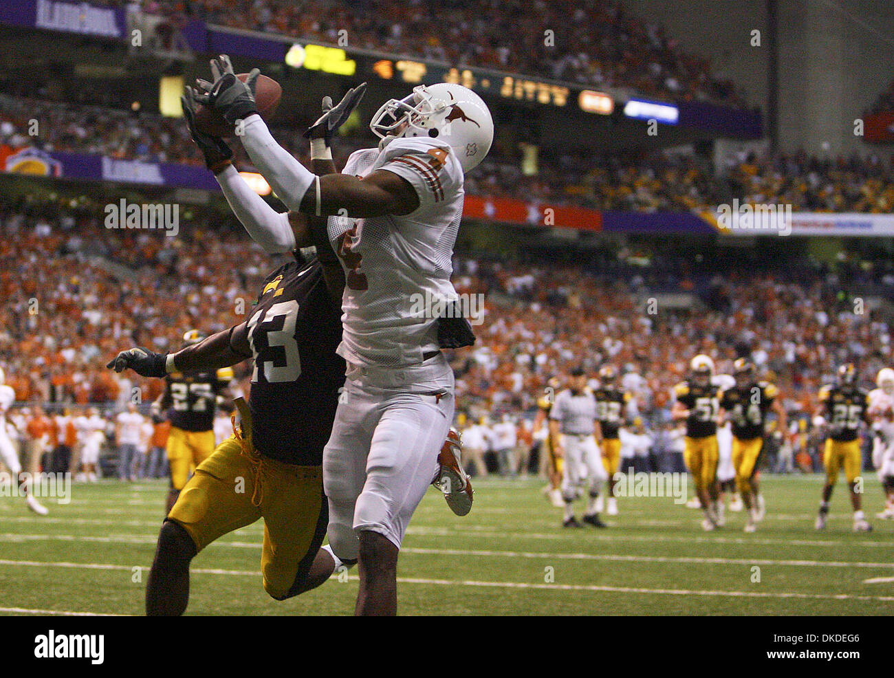 Hawkeyes touchdown hi-res stock photography and images - Alamy
