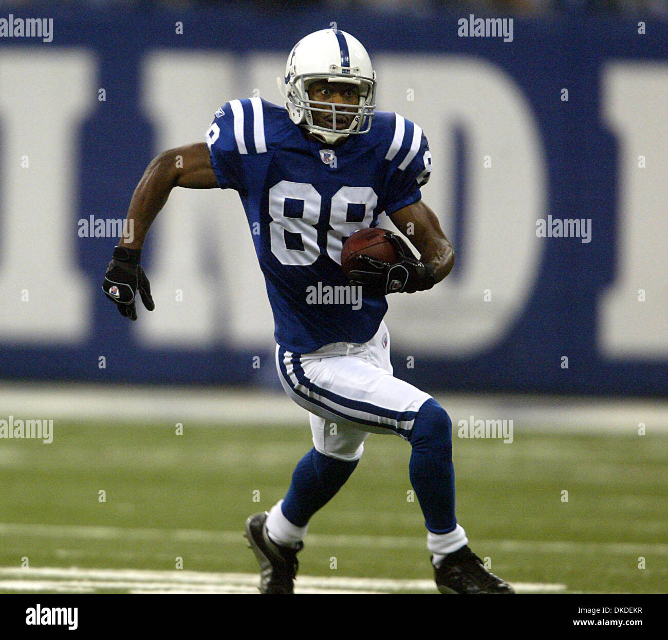 Marvin harrison colts hi-res stock photography and images - Alamy