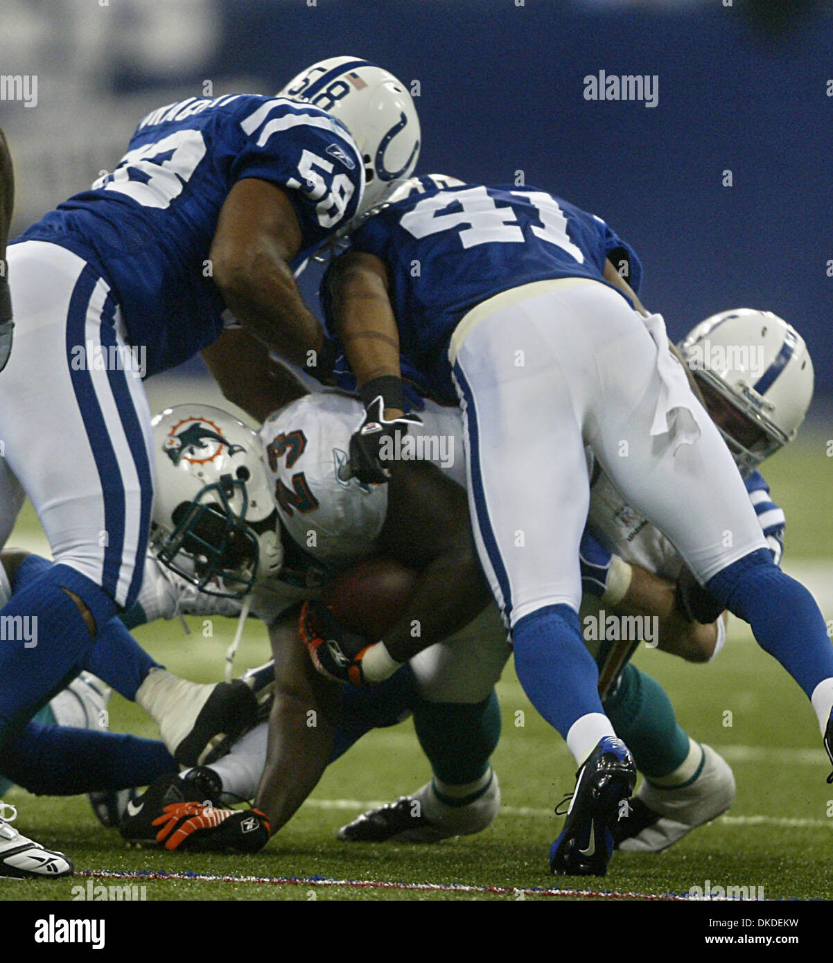 Nfl indianapolis colts running back hi-res stock photography and images ...