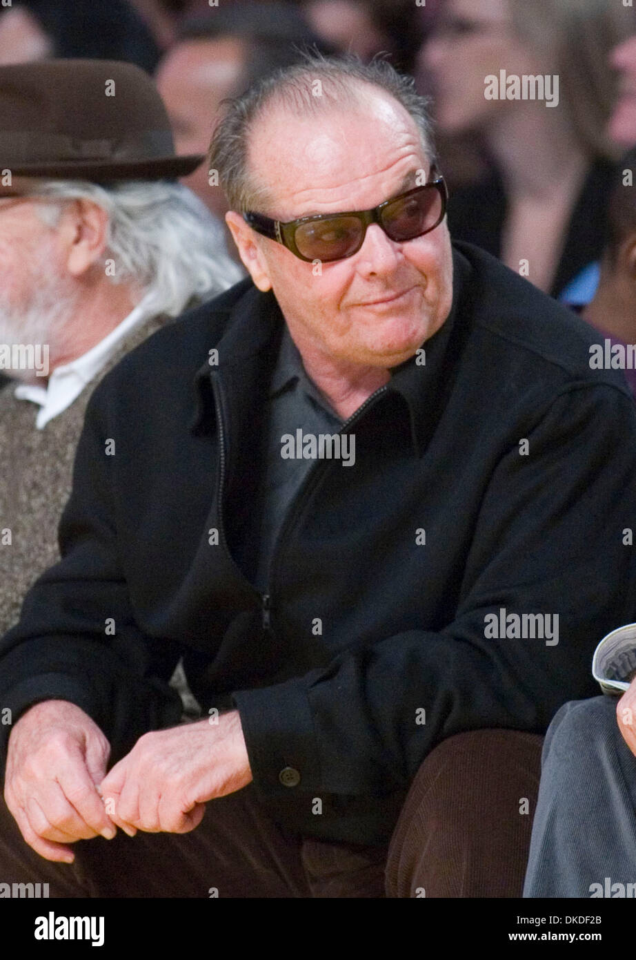 Jan 05, 2007; Los Angeles, CA, USA; Actor JACK NICHOLSON sits courtside ...