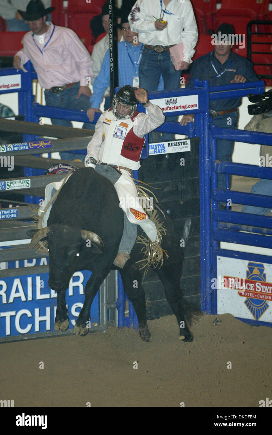 Jan 06, 2007 - Las Vegas, NV, USA - A cowboy competes at The South ...