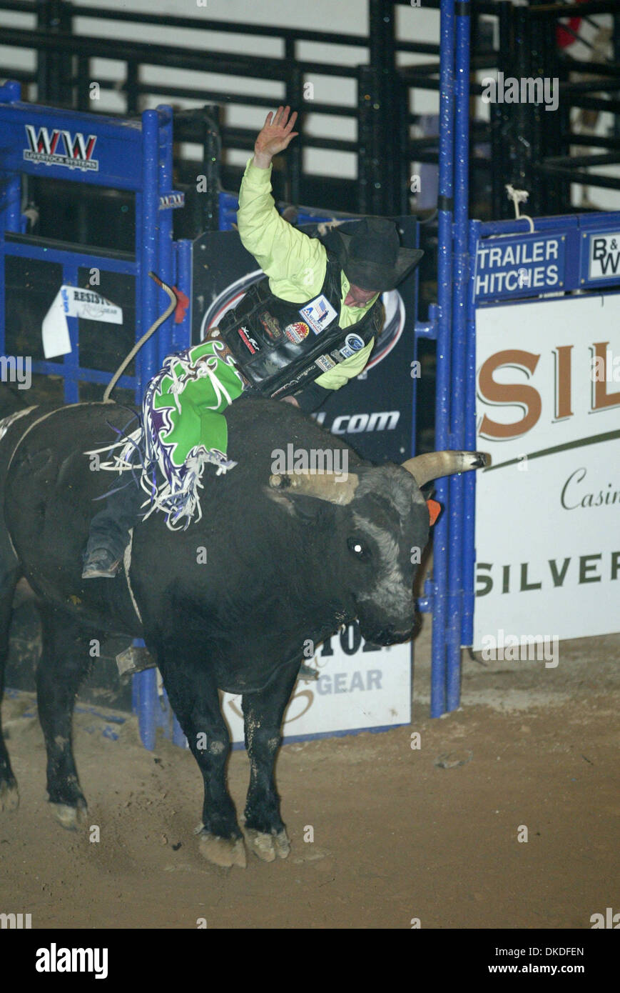 Jan 06, 2007 - Las Vegas, NV, USA - A cowboy competes at The South ...