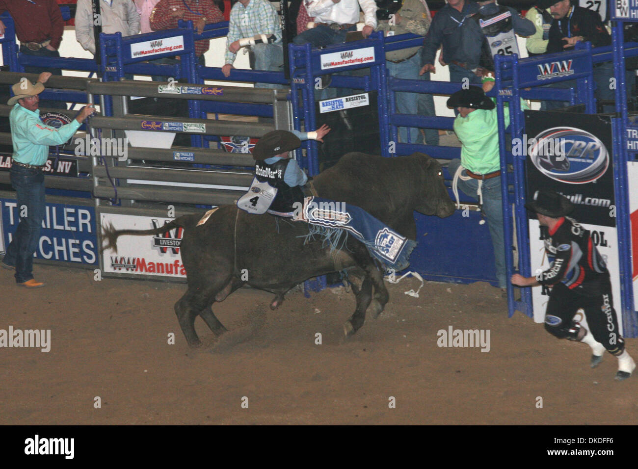 Jan 06, 2007 - Las Vegas, NV, USA - A cowboy competes at The South ...