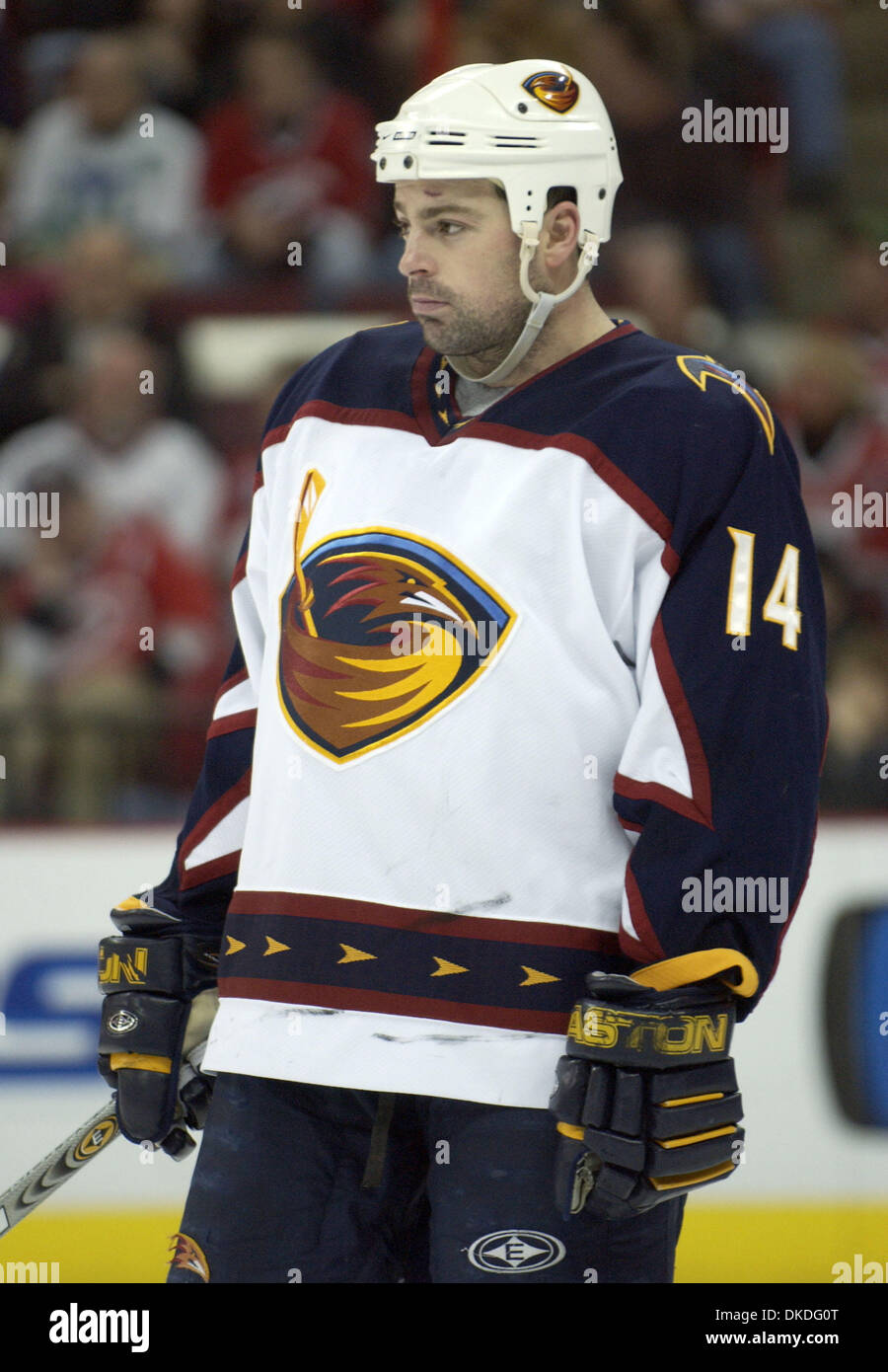 Jon sim hi-res stock photography and images - Alamy