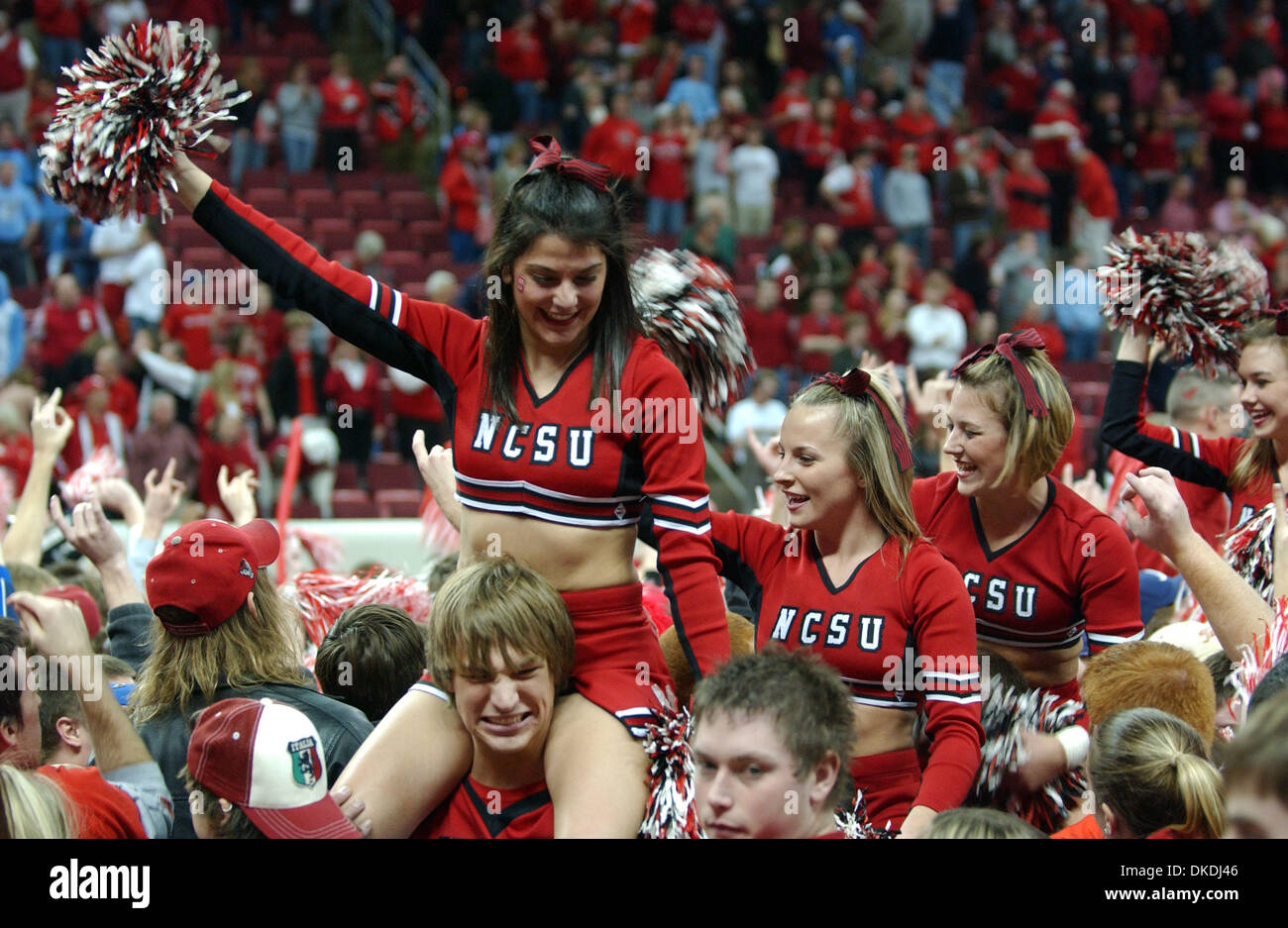 Unc Beats Nc State Basketball
