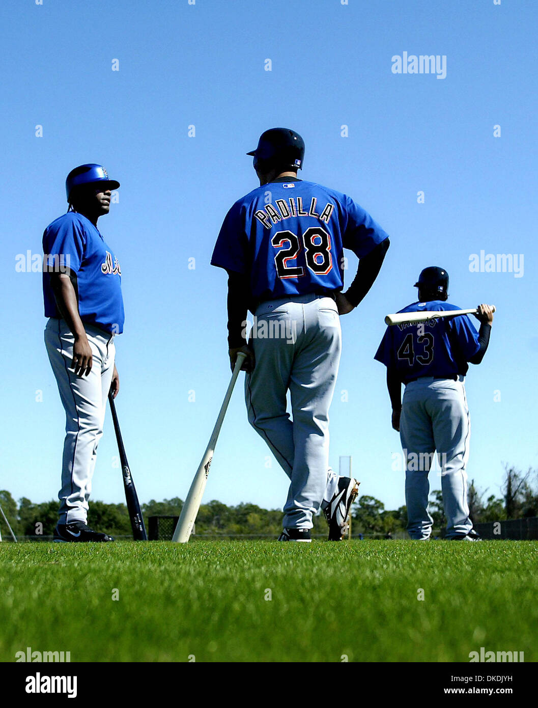 Jason vargas hi-res stock photography and images - Alamy