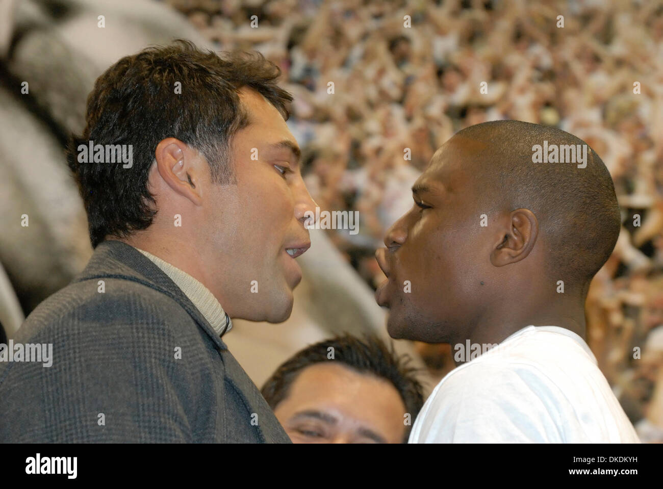 Feb 23, 2007 - Chicago, IL, USA - Boxer/Promoter Oscar De La Hoya and ...