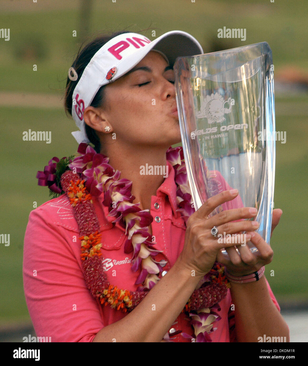 Feb 24, 2007 - Honolulu, HI, USA - STACY PRAMMANSUDH kisses her trophy ...