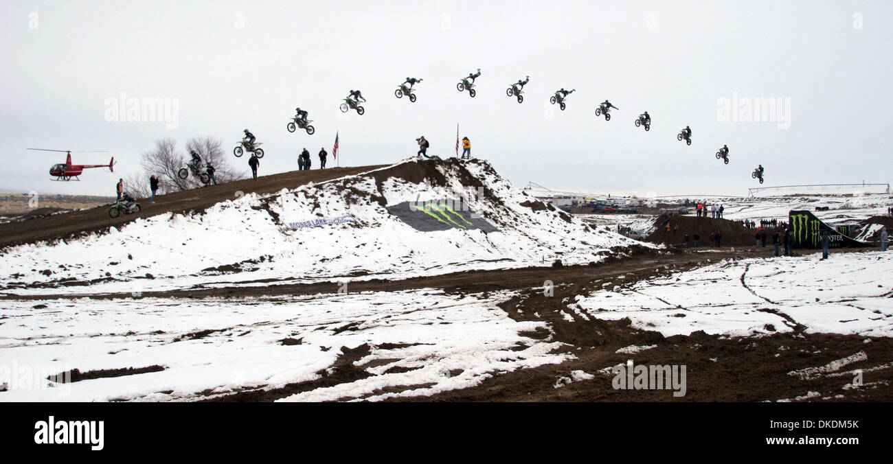 Feb 25, 2007 - Toes, WA, USA - RYAN CAPES, 25, Current World Record ...
