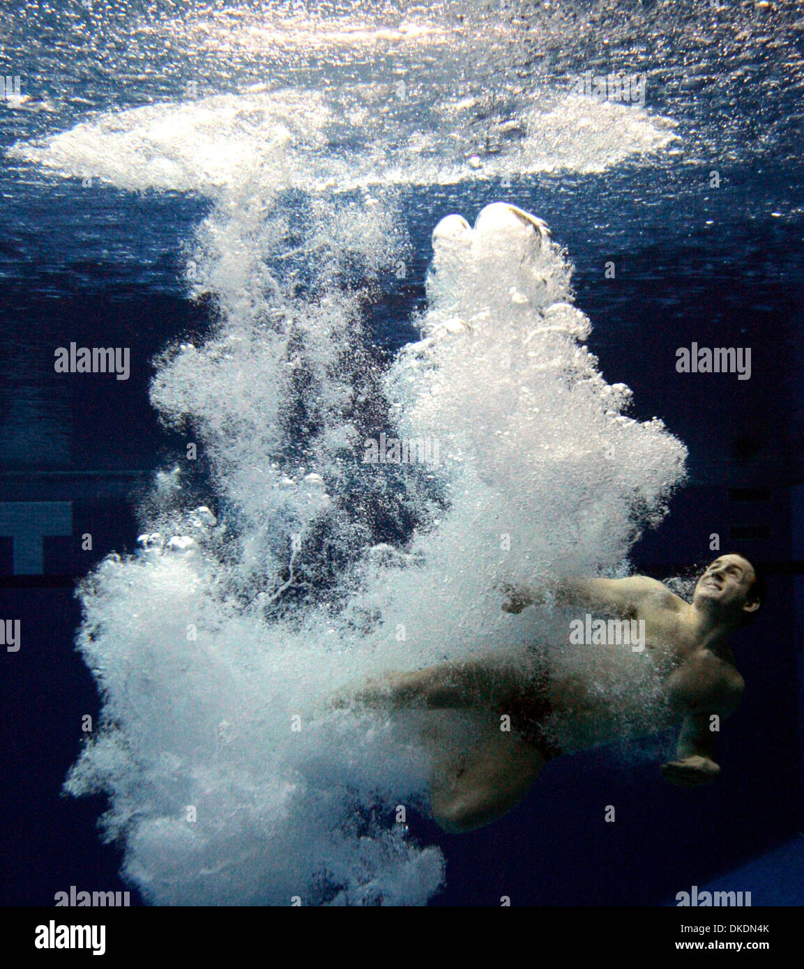 10 meter diving board hi-res stock photography and images - Alamy