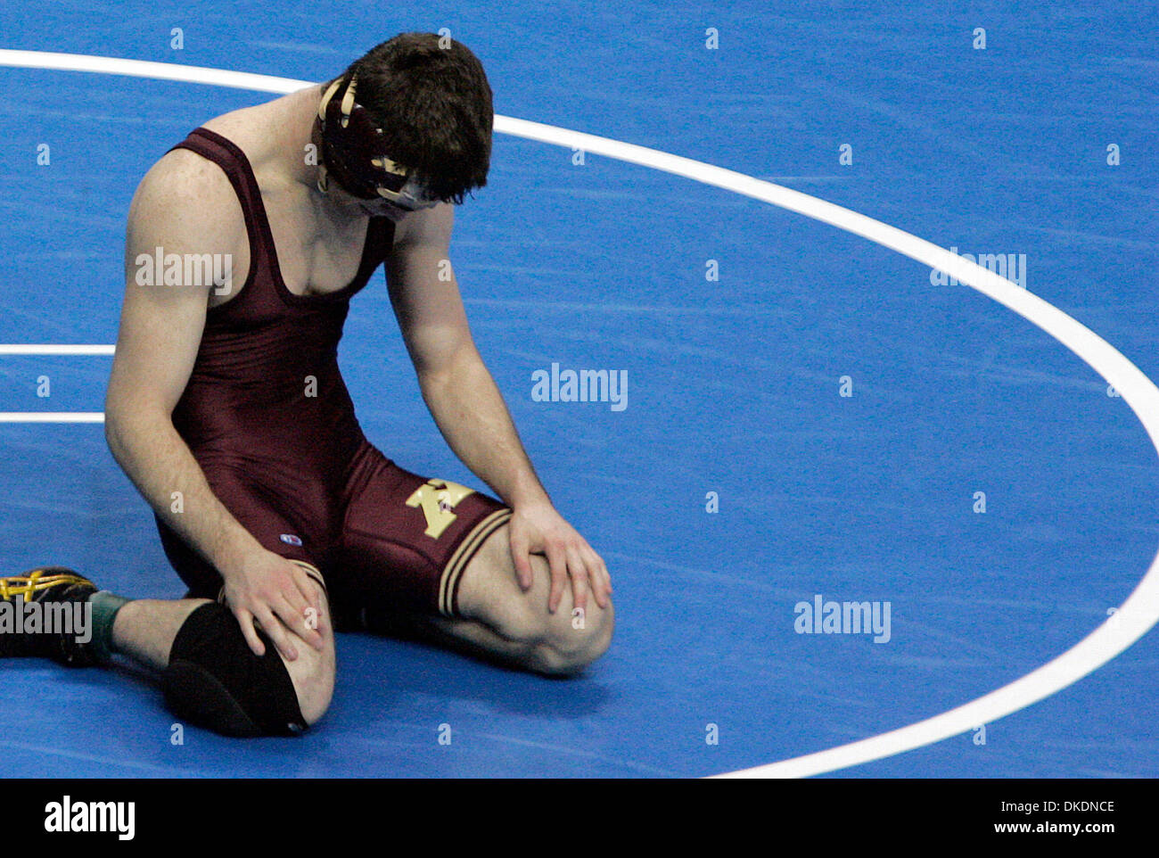 Ncaa wrestling mat hi-res stock photography and images - Alamy