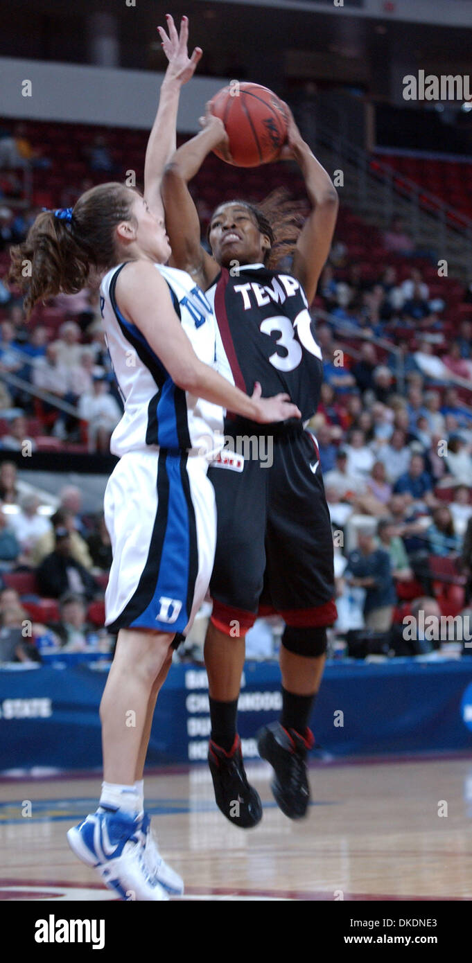 Mar 20, 2007 - Raleigh, NC, USA - Temple Owls (30) FATIMA MADDOX takes ...