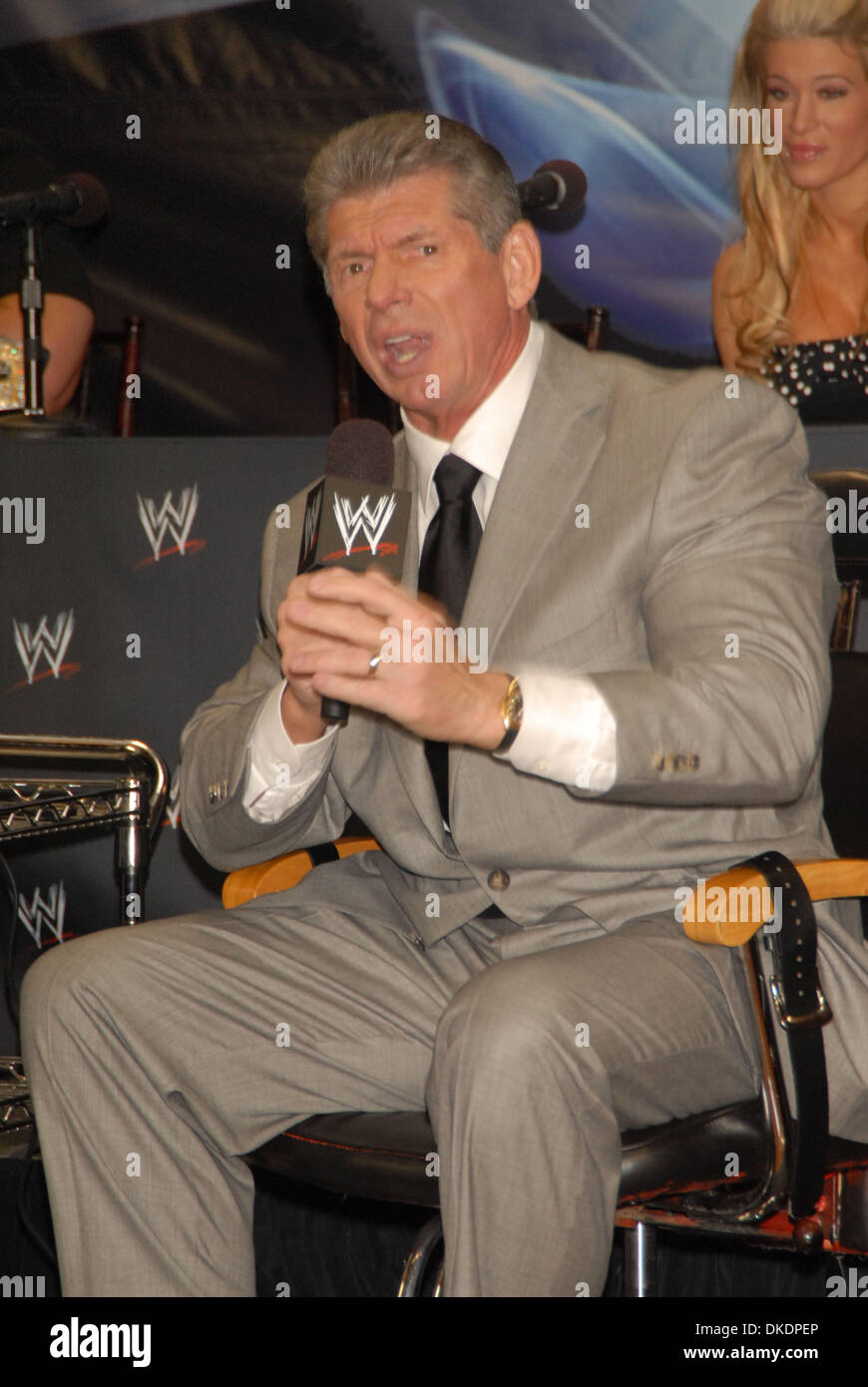 Mar 28, 2007 - New York, NY, USA - VINCE McMAHON at the Trump and World ...