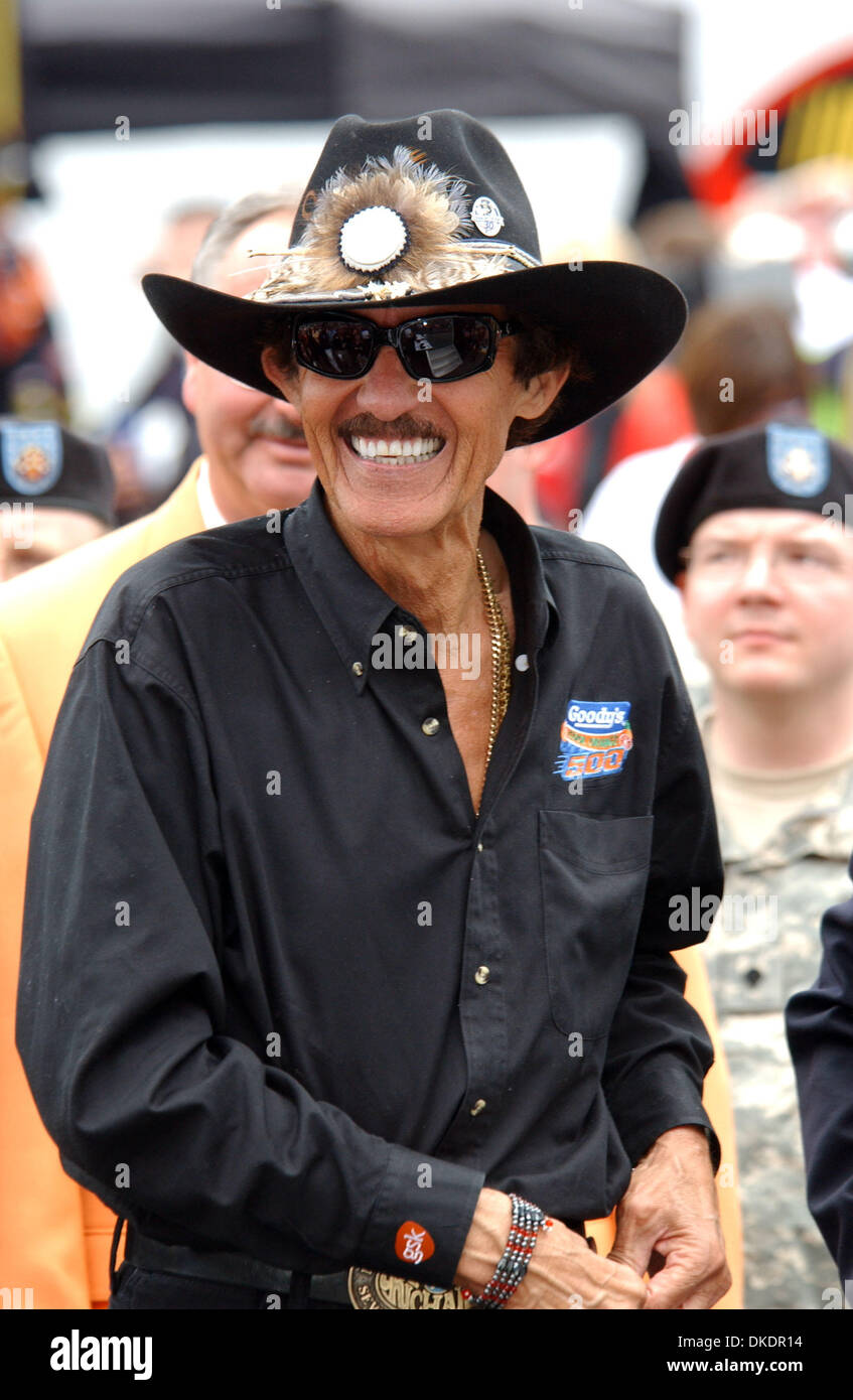 Apr 01, 2007 - Martinsville, VA, USA - Legendary Winston Cup Nascar ...