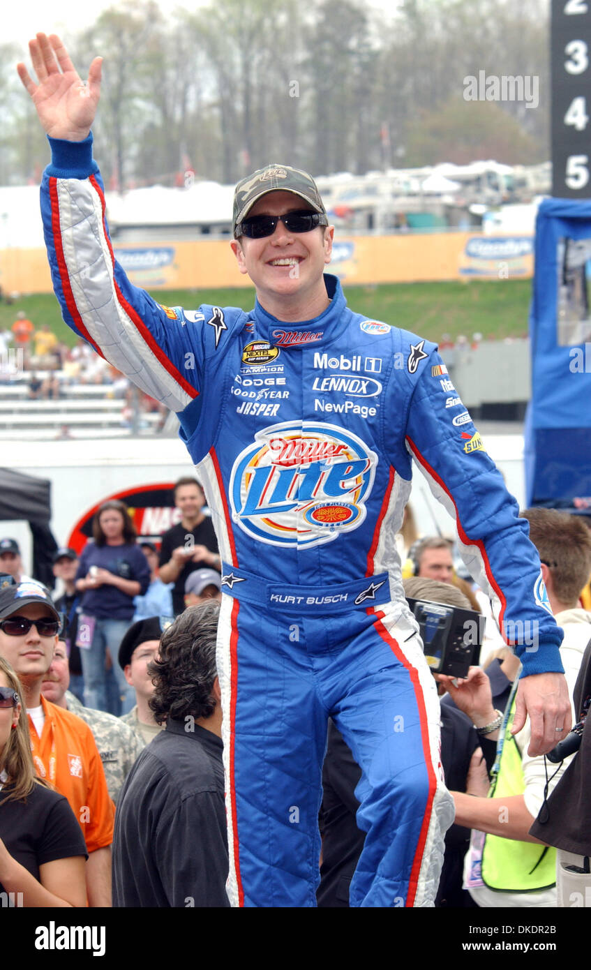 Apr 01, 2007 - Martinsville, VA, USA - Driver KURT BUSCH driver of the ...