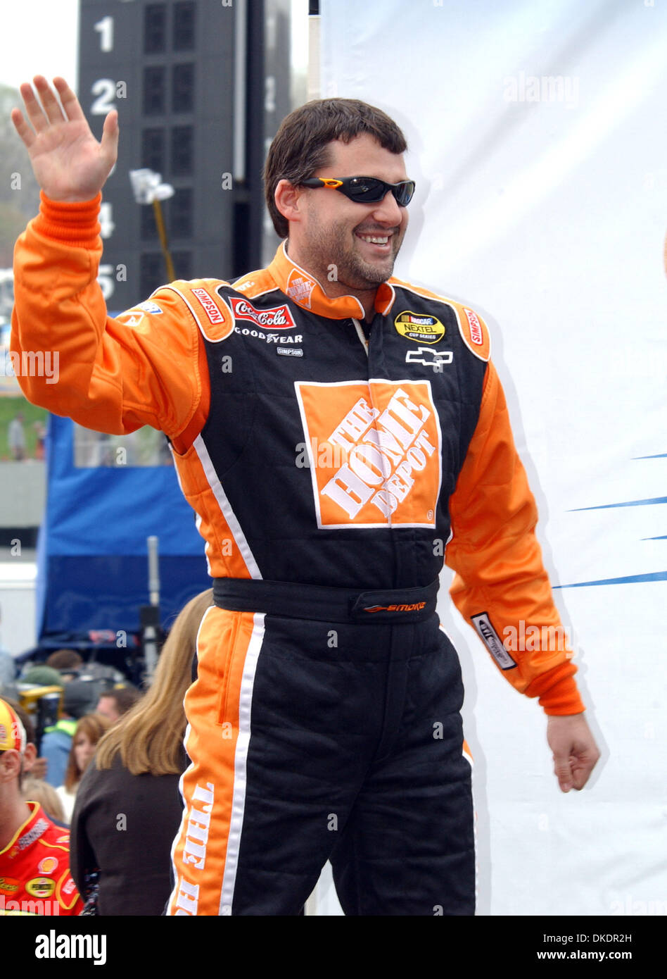 Apr 01, 2007 - Martinsville, VA, USA - Driver TONY STEWART driver of ...