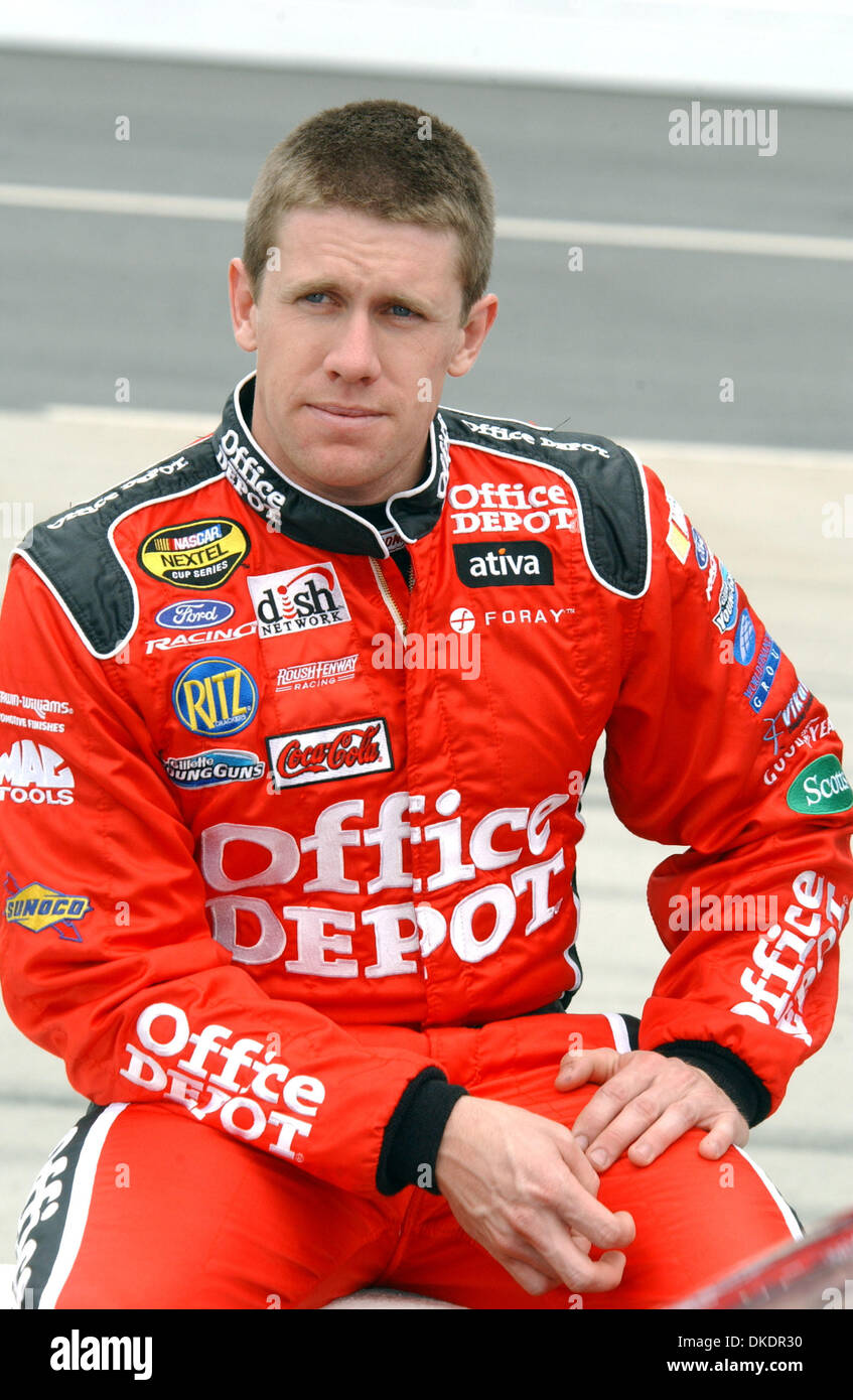 Apr 01, 2007 - Martinsville, VA, USA - Driver CARL EDWARDS driver of ...