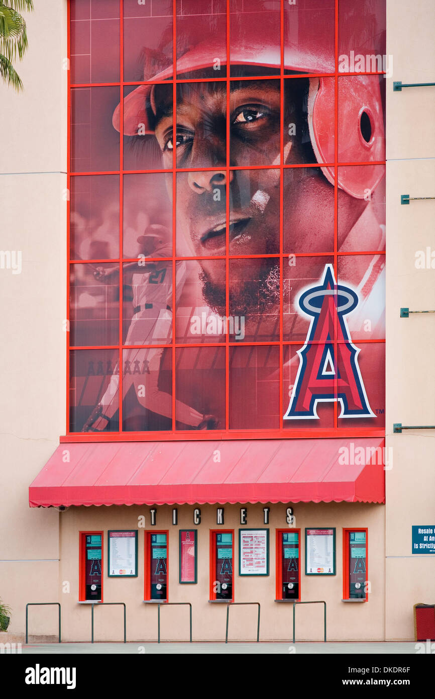 Anaheim stadium hi-res stock photography and images - Alamy