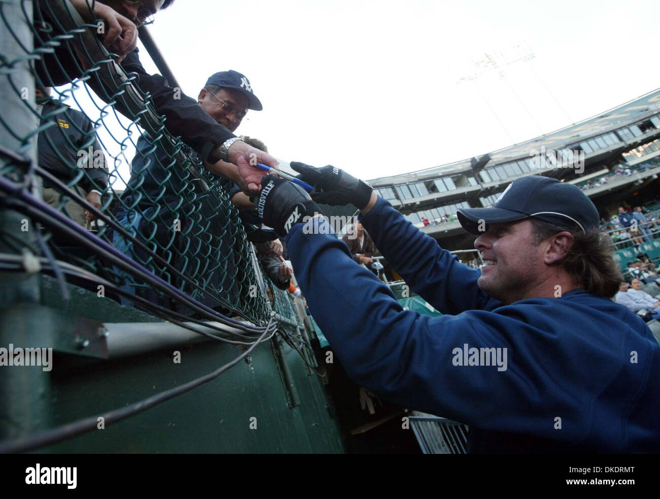 Apr 13, 2007 - Oakland, CA, USA - Former A JASON GIAMBI signs ...