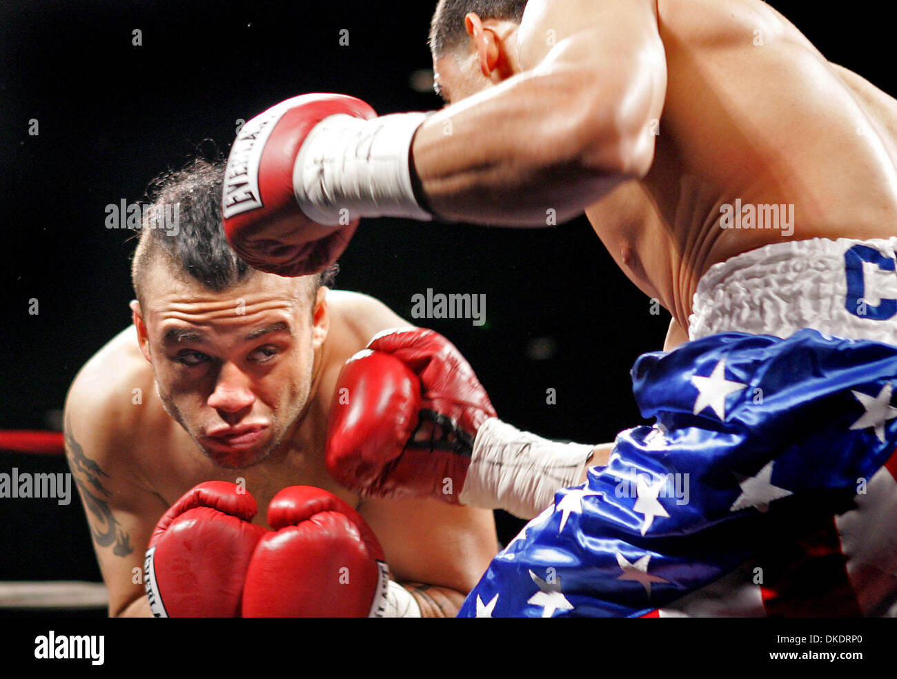 Middle bout hi-res stock photography and images - Alamy