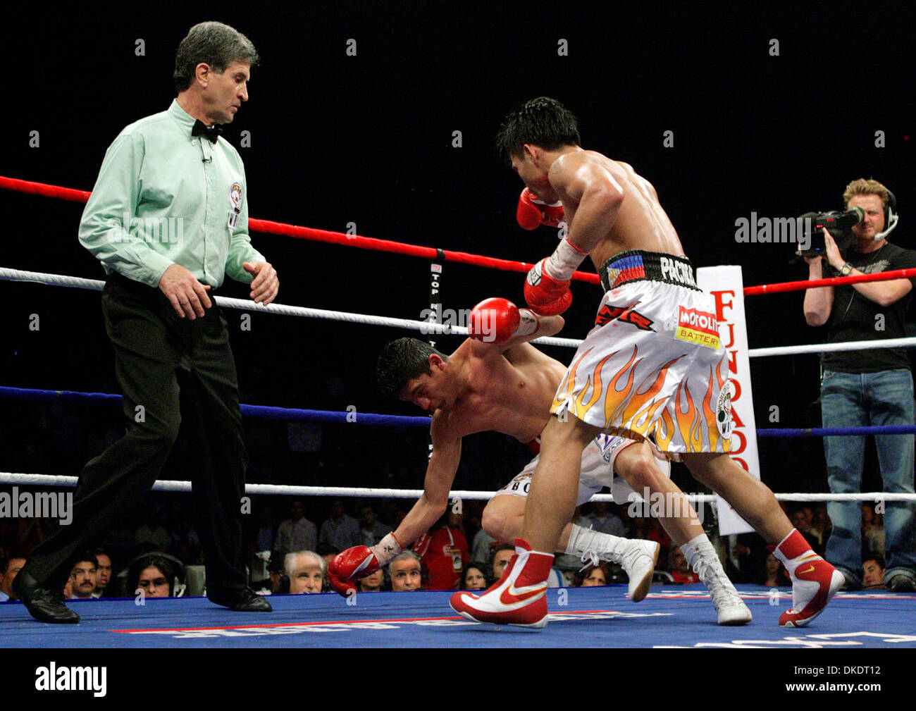 Apr 14, 2007 - San Antonio, TX, USA - MANNY "PACMAN" PACQUIAO, right ...