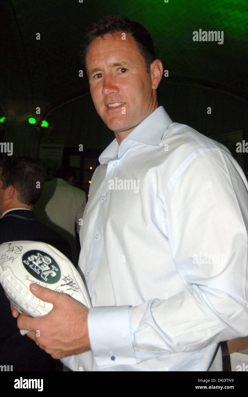 May 03, 2007 - New York, NY, USA - BEN GRAHAM at the Taste of the NFL ...