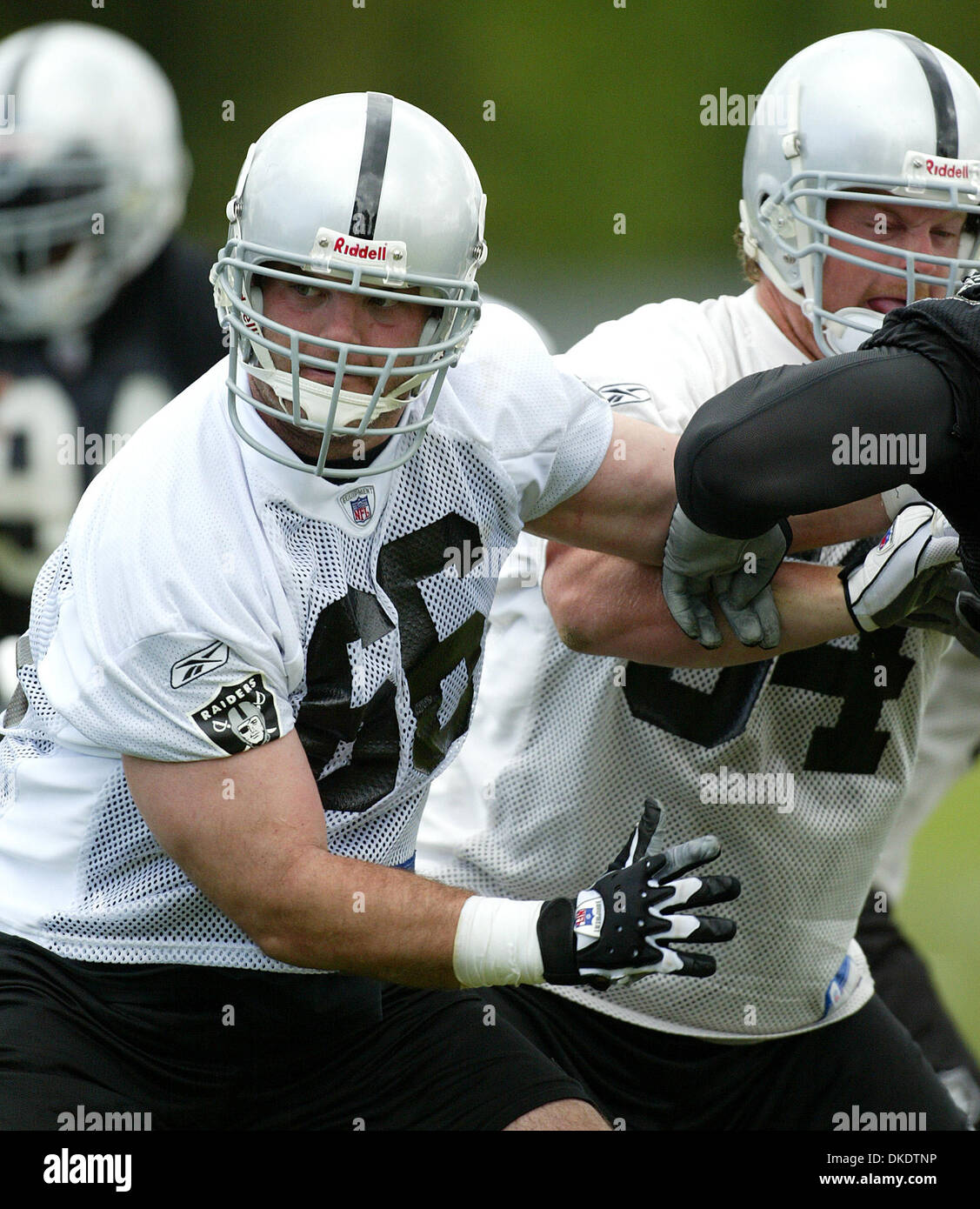May 04, 2007 - Oakland, CA, USA - Lineman COOPER CARLISLE (left) takes ...
