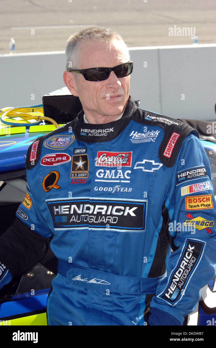 May 11, 2007 - Darlington, SC, USA -Nascar Busch Series Driver MARK ...