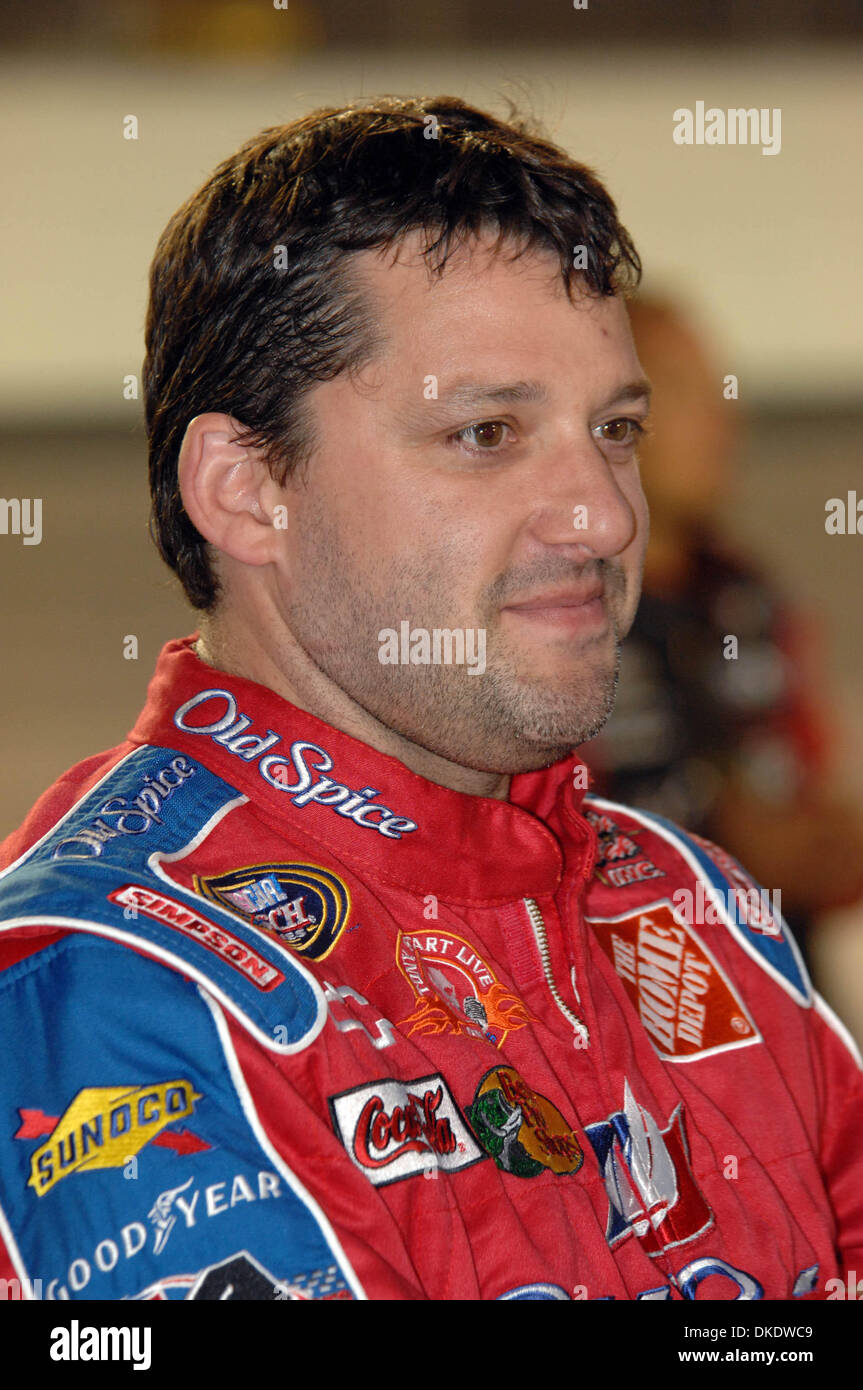 May 11, 2007 - Darlington, SC, USA - Nascar Busch Series Driver TONY ...