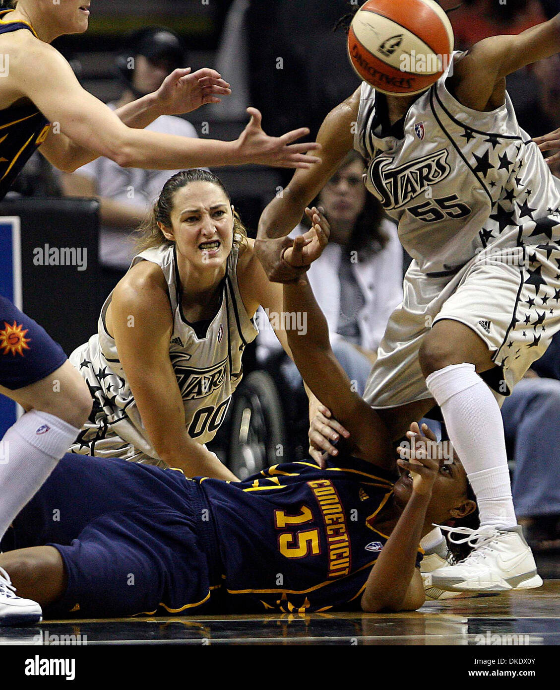 May 23, 2007 - San Antonio, TX, USA - San Antonio Silver Stars RUTH ...