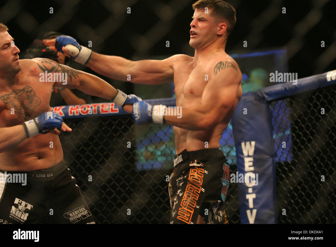 The fighting marine hi-res stock photography and images - Alamy