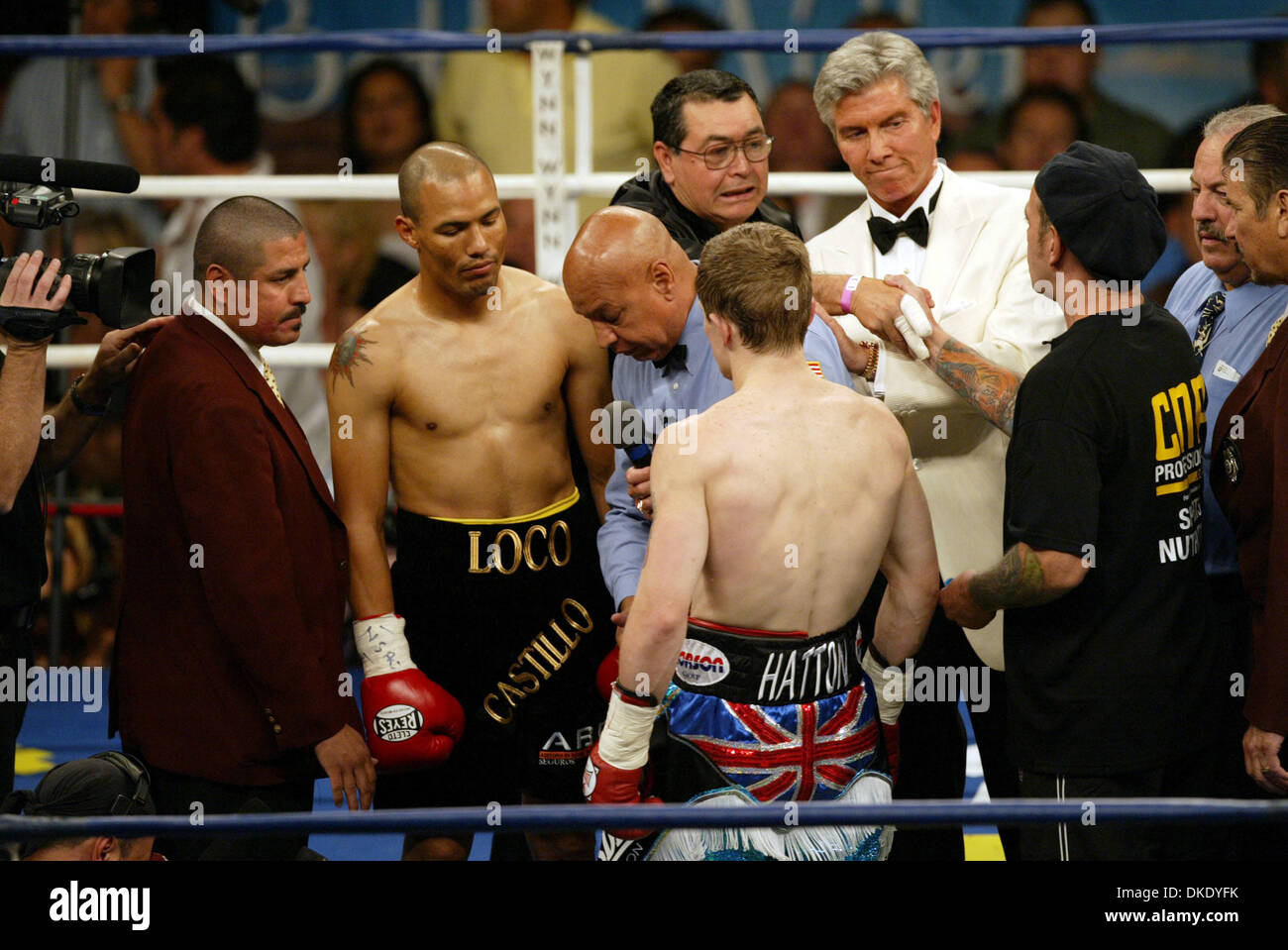 Left to right joe thomas hi-res stock photography and images - Alamy